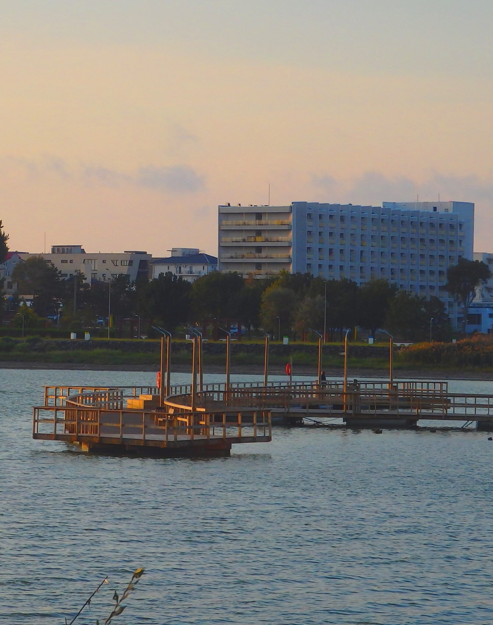 Ce boli tratează “nămolul sapropelic de Techirghiol” | Stațiunea ...
